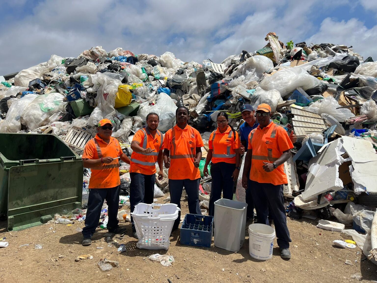 Project the islands of Bonaire-Curaçao - The Great Plastic Bake Off